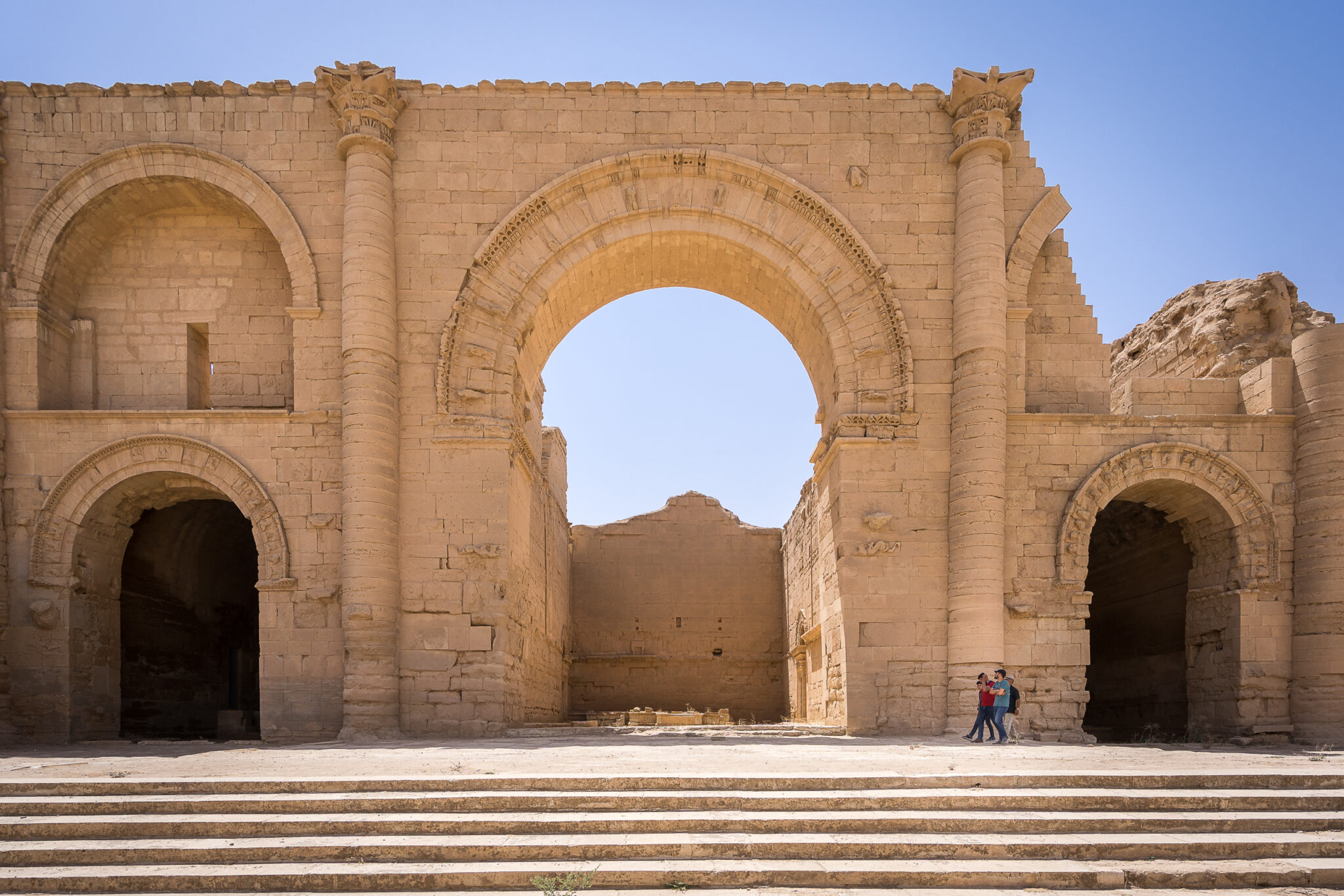 A Guide to visiting Hatra in the Iraqi Desert - Uncharted Roads